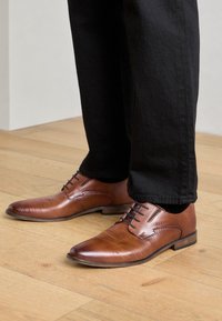 bugatti Smart lace-ups - cognac - (Pre-owned) - Zalando