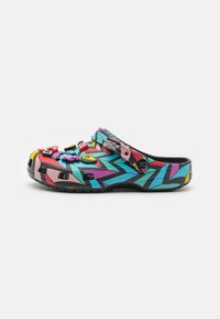 Crocs JACOB COLLIER CLASSIC UNISEX - Clogs - multi-coloured/flerfärgad ...