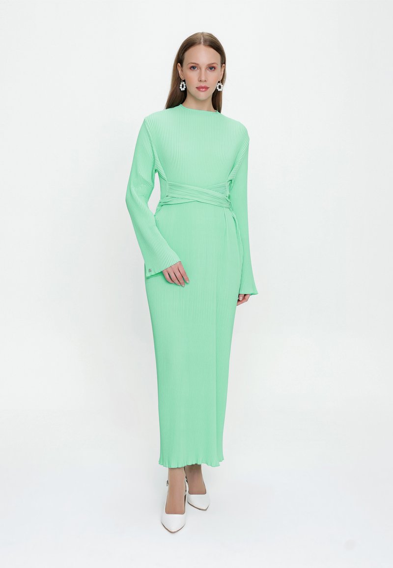Armine MODEST MIDI CARDIGAN - Maxikleid - light green/hellgrün - Zalando.de