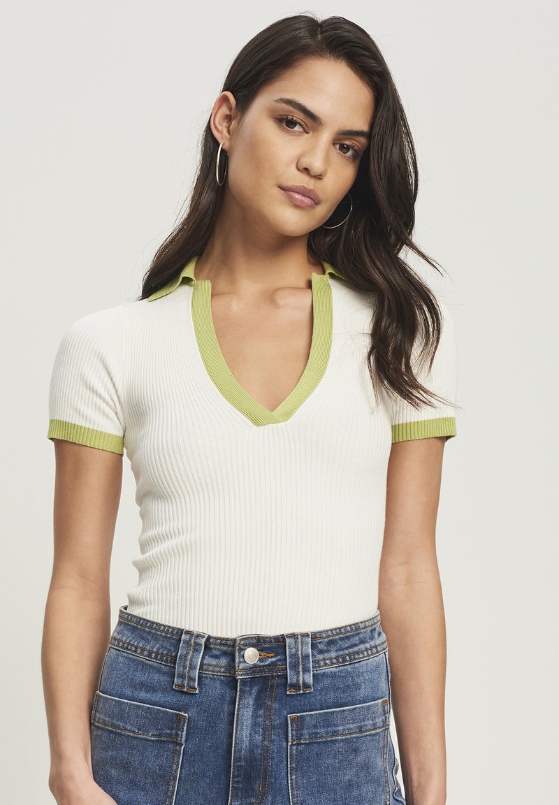 SÁVEL TAHNIE - Poloshirt - ivory apple/weiß - Zalando.at