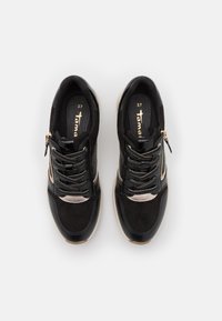 Tamaris Zapatillas - black/gold/negro - Zalando.es