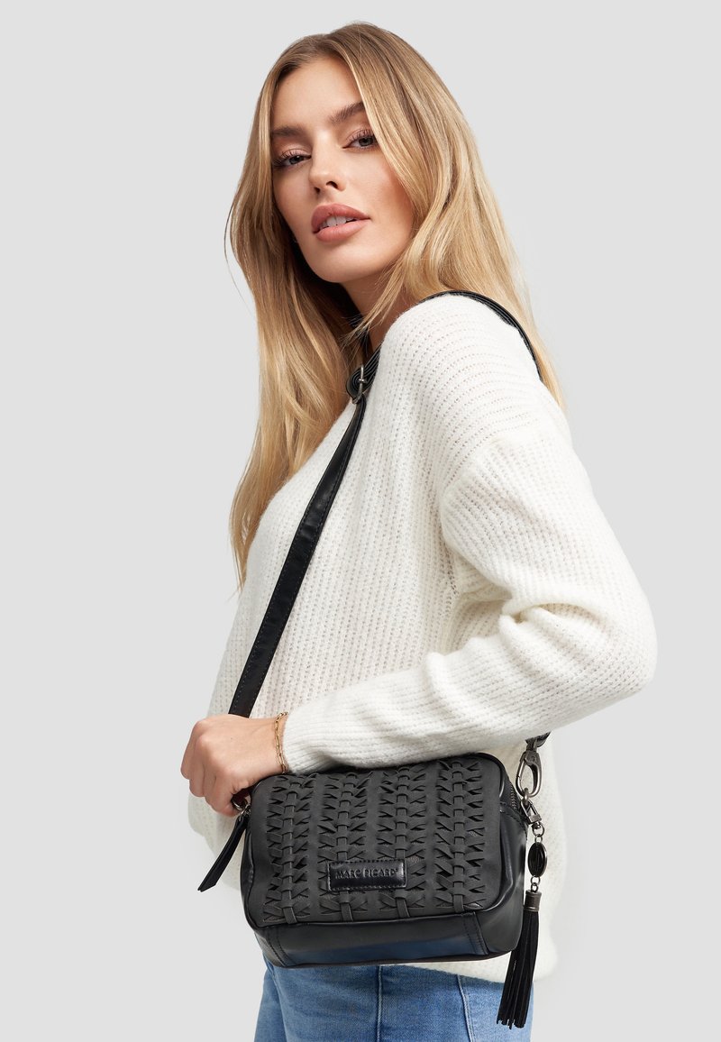 Marc Picard Across body bag - schwarz/black - Zalando.ie