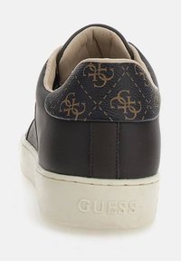 Guess PARMA - Sneakersy niskie/brązowy - Zalando.pl