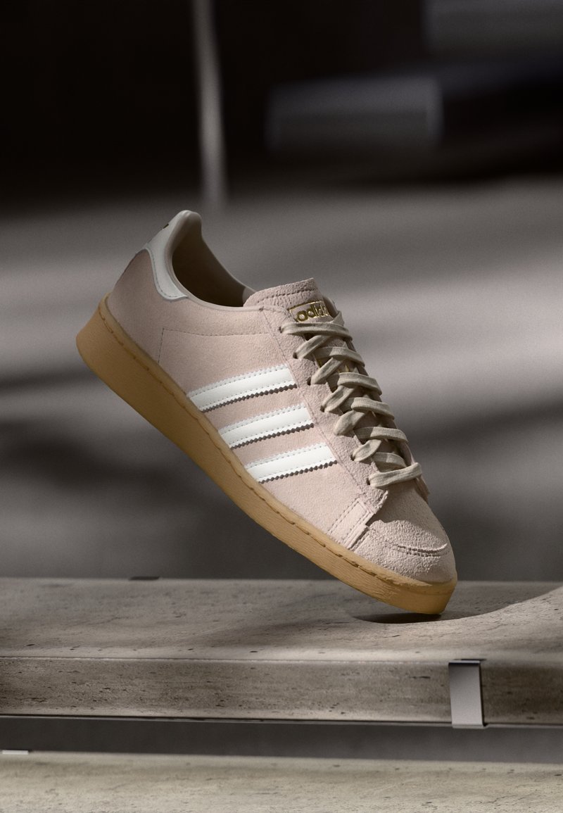 adidas Originals JABBAR - Baskets basses - beige/off white/beige ...
