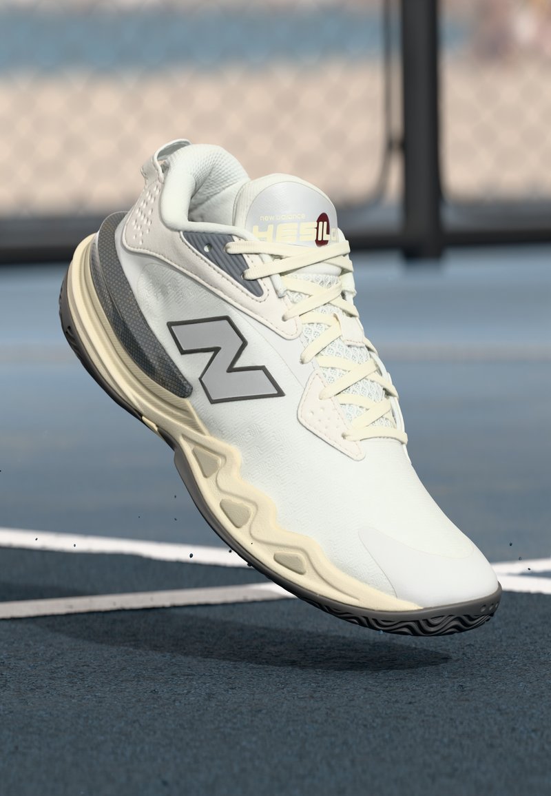 New Balance HESI LOW V2 - Zapatillas de baloncesto - sea salt/gris ...