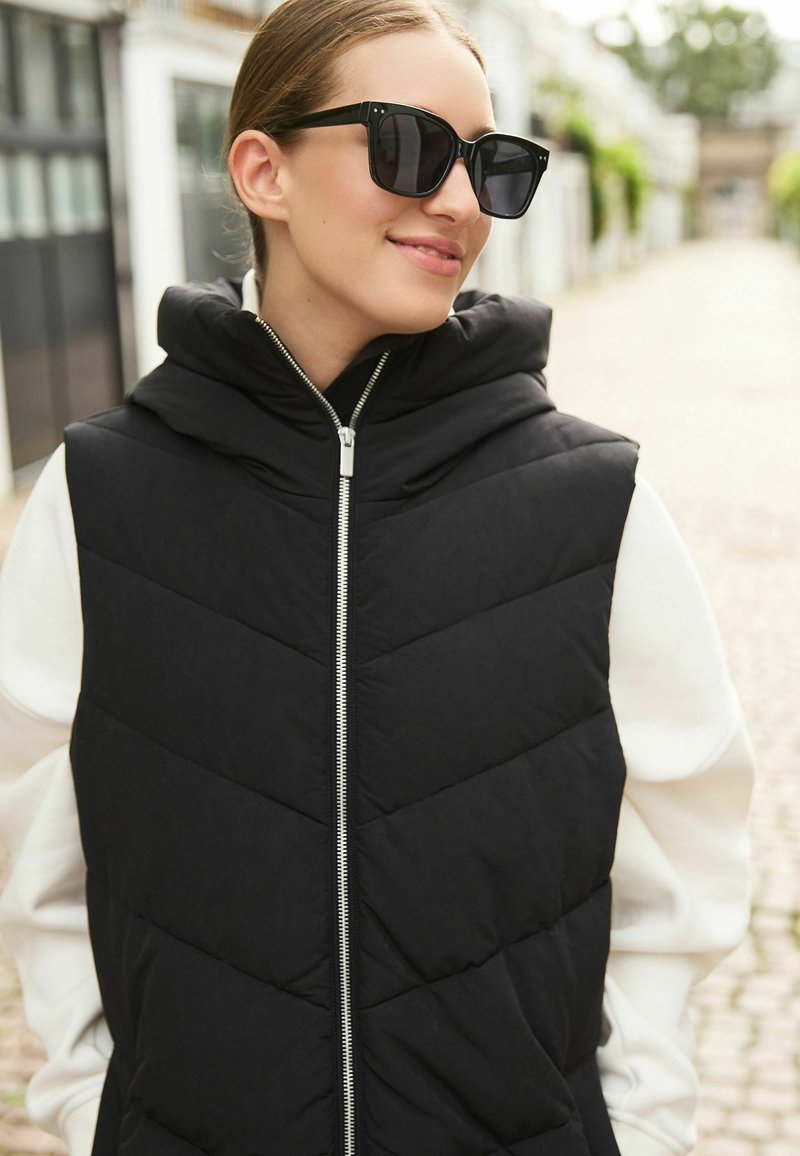 Next LONGLINE PADDED - Weste - black/schwarz - Zalando.at