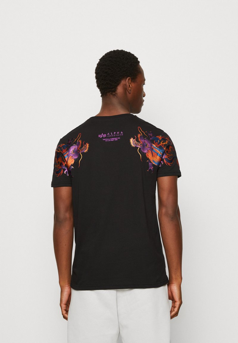 Alpha Industries DRAGON - T-shirts med print - black/svart - Zalando.no