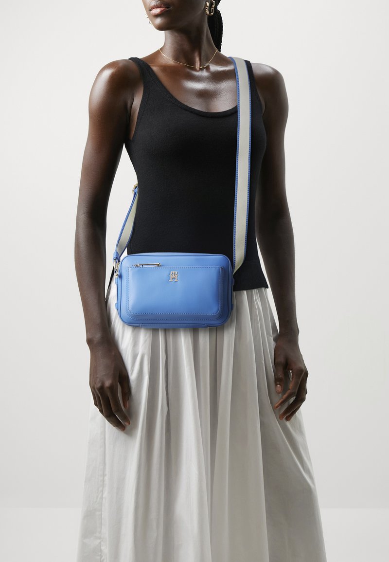 Tommy Hilfiger ICONIC CAMERA BAG - Cross body bag - blue spell/blue - Zalando.ie