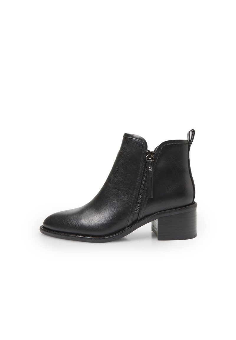 Bata Klassiset nilkkurit - nero/musta - Zalando.fi