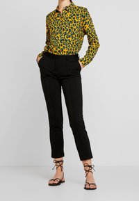 Scotch & Soda Button-down blouse - copper - (Pre-owned) - Zalando