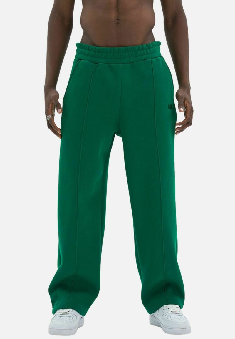 Megaman BAGGY - Tracksuit bottoms - grün/green - Zalando.de