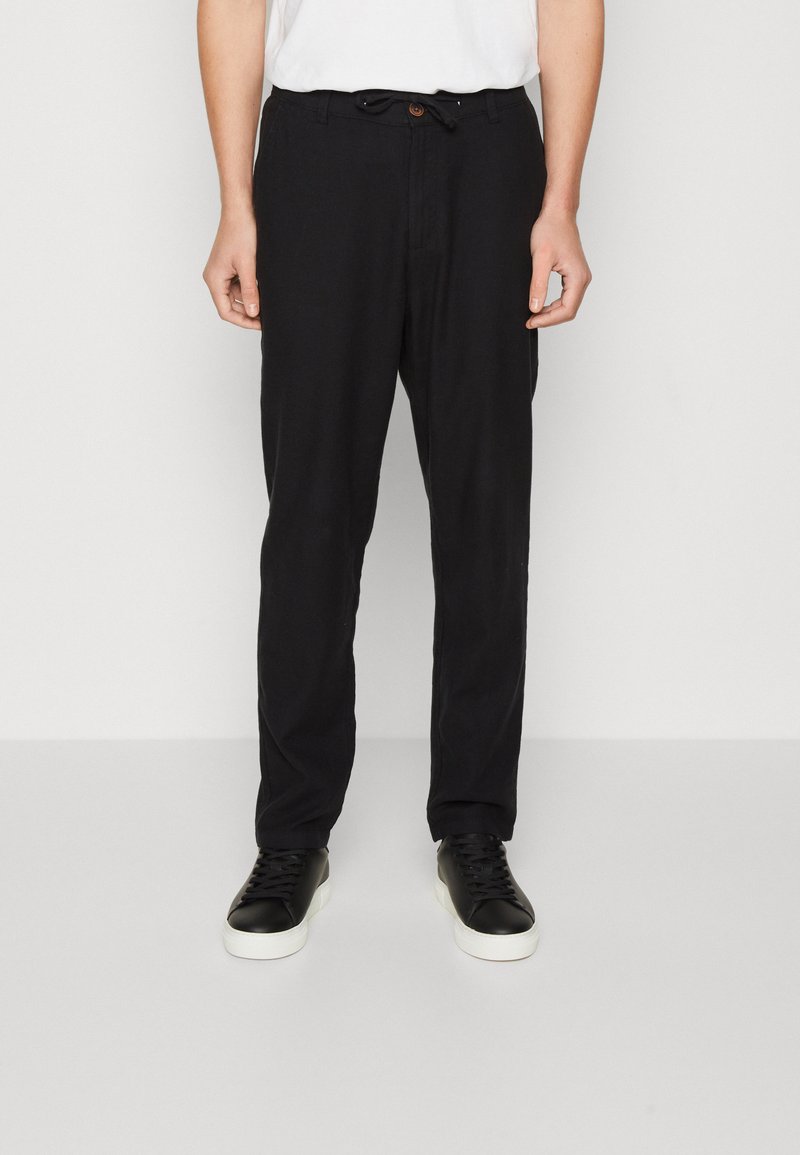 Selected Homme SLHSLIMTAPE BRODY PANTS - Trousers - black - Zalando.de