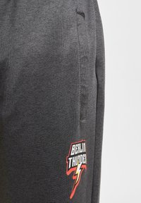 DEF SHOP EUROPEAN LEAGUE OF FOOTBALL BERLIN THUNDER JOGGING ...