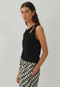 someday. KINEZ - Top - black/schwarz - Zalando.de