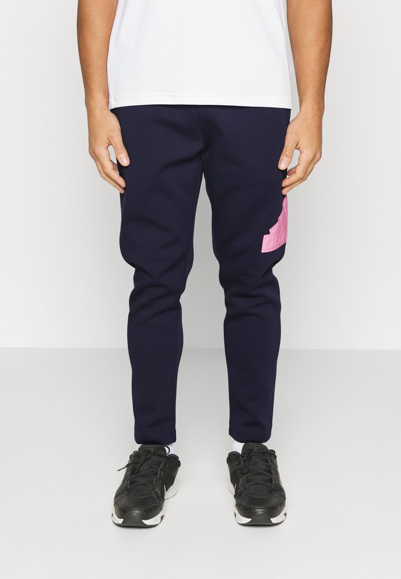 adidas Sportswear FUTURE ICON BADGE OF SPORT - Jogginghose - legend ink ...