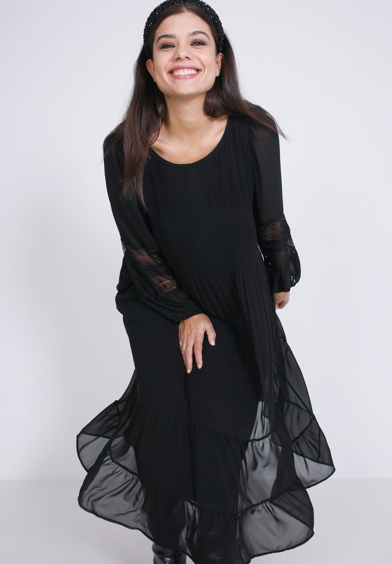 Jean Marc Philippe LONGUE PLISSÉE EN VOILE UNI AVEC - Jurk - noir/zwart ...