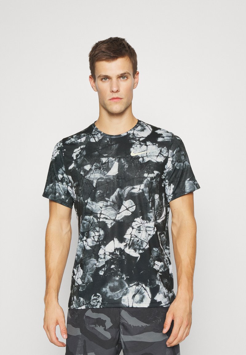 Nike Performance DRY - Sport T-Shirt - black/coconut milk/schwarz ...
