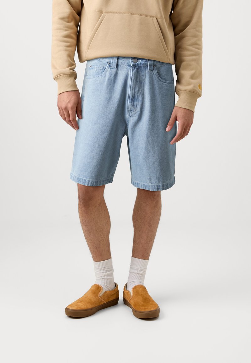 Santa Cruz BIG UNISEX - Denim shorts - stone wash/light-blue denim ...