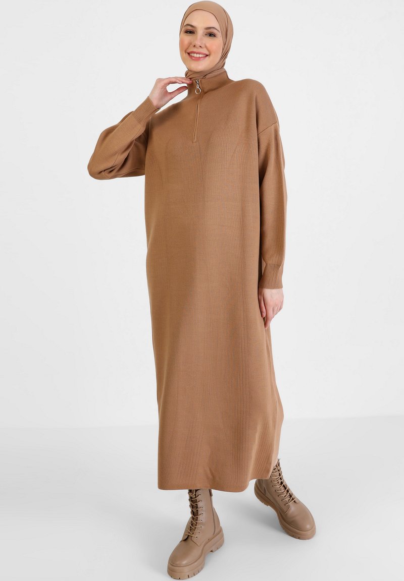 Modanisa BISCUIT - CREW NECK MODEST - REFKA - Neulemekko - brown/ruskea ...