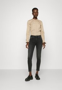 Mos Mosh SPEED JEANS - Jeans Slim Fit - black/black denim - Zalando.at