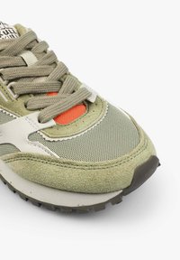 Scalpers ERIC - Sneaker low - khaki - Zalando.de