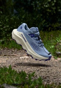 Salomon ULTRA GLIDE 4 - Sapatilhas de trail running - brunnera blue/vanilla ice/deep blue/azul ...