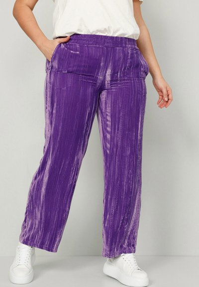 Angel of Style WEITES BEIN 5-POCKET - Flared-farkut - violet/violetti ...