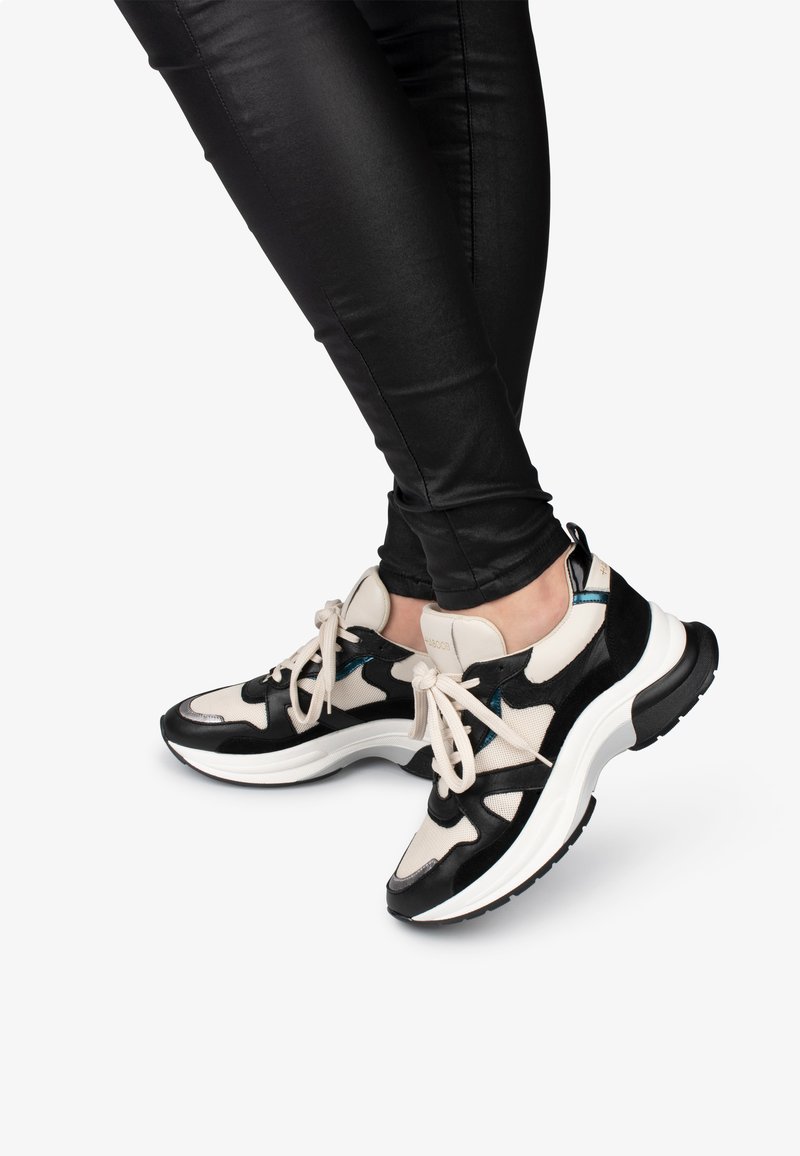 Haboob MOREA - Baskets basses - black with green combination/noir ...