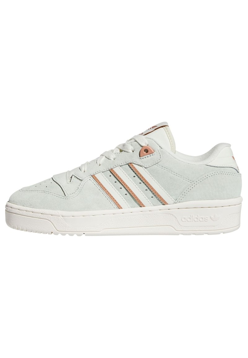 adidas Originals RIVALRY LOW - Trainers - linen green ivory clay strata ...