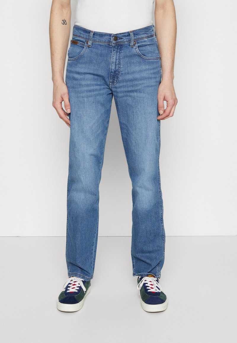 Wrangler TEXAS - Jeans straight leg - new light/blå denim - Zalando.se