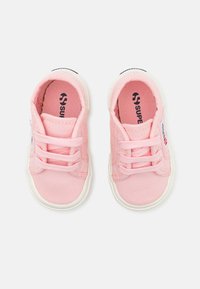 Superga 2750 BABY CLASSIC UNISEX - Edzőcipő - pink tickled/rózsaszín ...