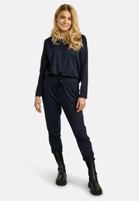 Liberté Essentiel Nadrágok - night sky/sötétkék - Zalando.hu