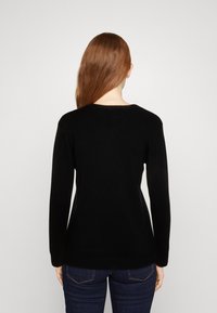 Guess LS RN DIANE TRIANGLE LOGO SWTR - Trui - jet black/zwart - Zalando.nl