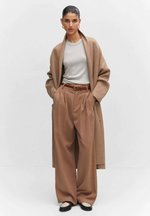 Mango RINGO - Abrigo clásico - średni brązowy/marrón - Zalando.es