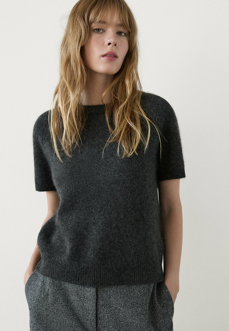 Massimo Dutti SHORT SLEEVE - T-Shirt basic - dark grey/dunkelgrau ...