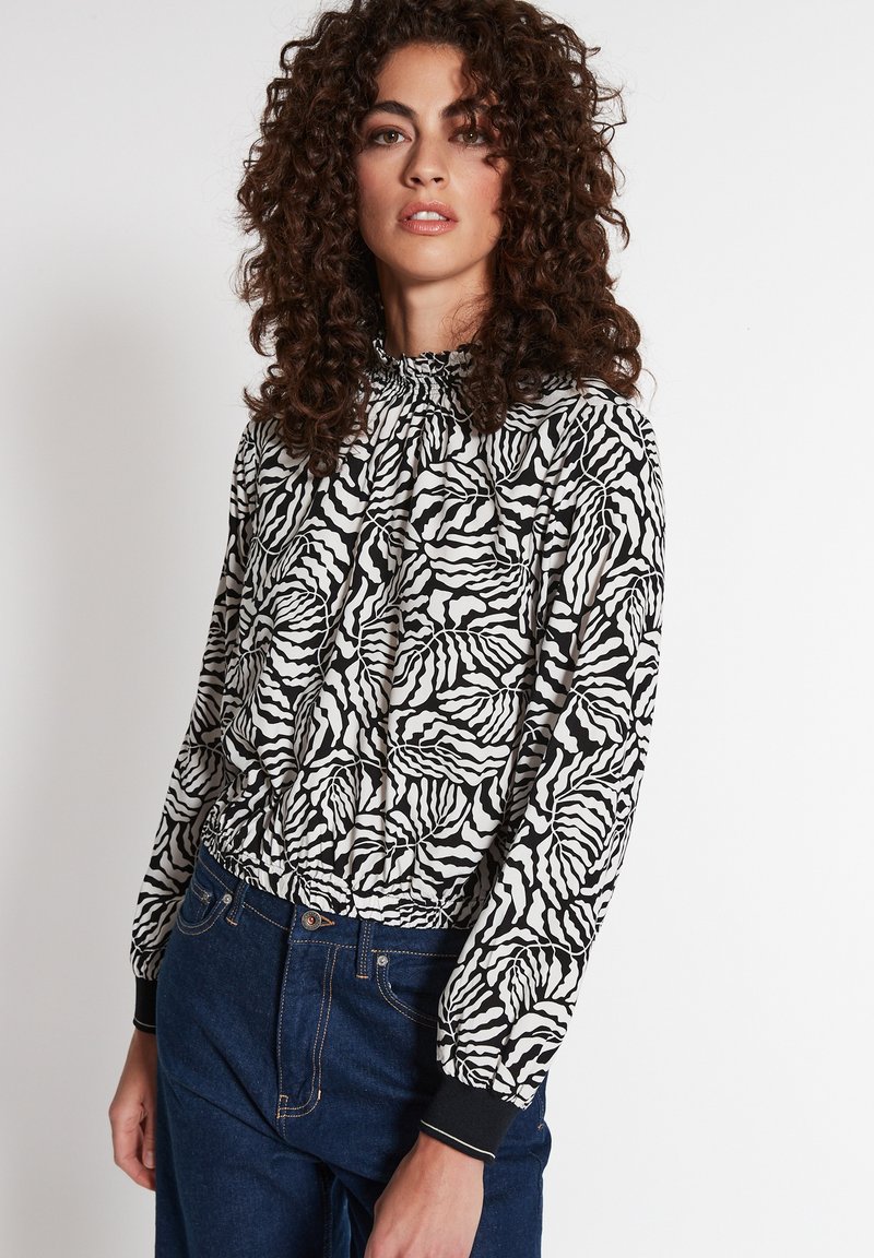 Re.draft CROPPED LEAVES - Blusa - print black/negro - Zalando.es