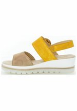 Gabor Platform sandals - pink pumpkin/beige - Zalando.de