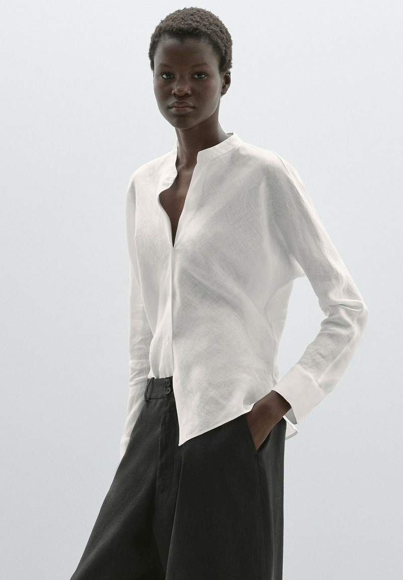 Massimo Dutti STAND-UP COLLAR - Button-down blouse - white - Zalando