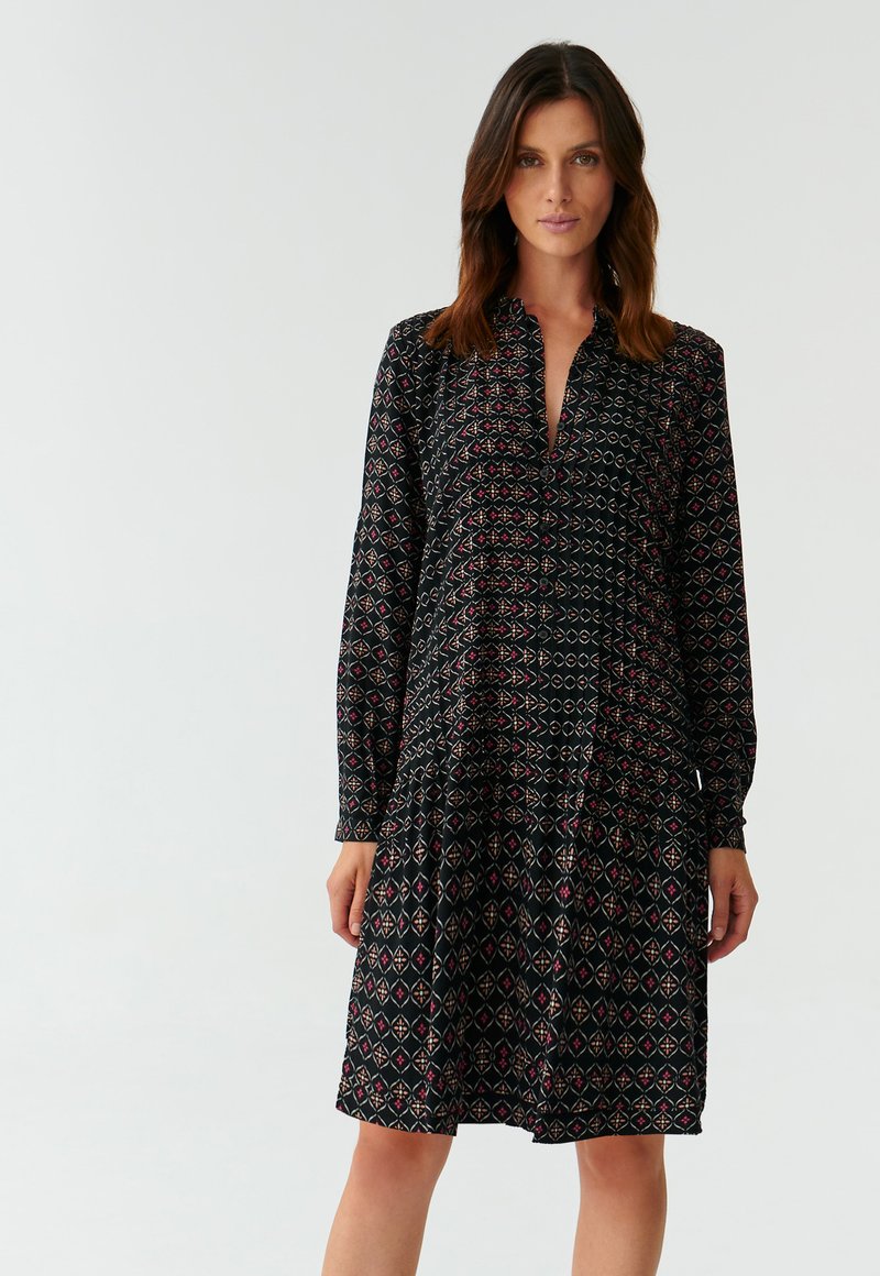 TATUUM Sukienka koszulowa/czarny - Zalando.pl