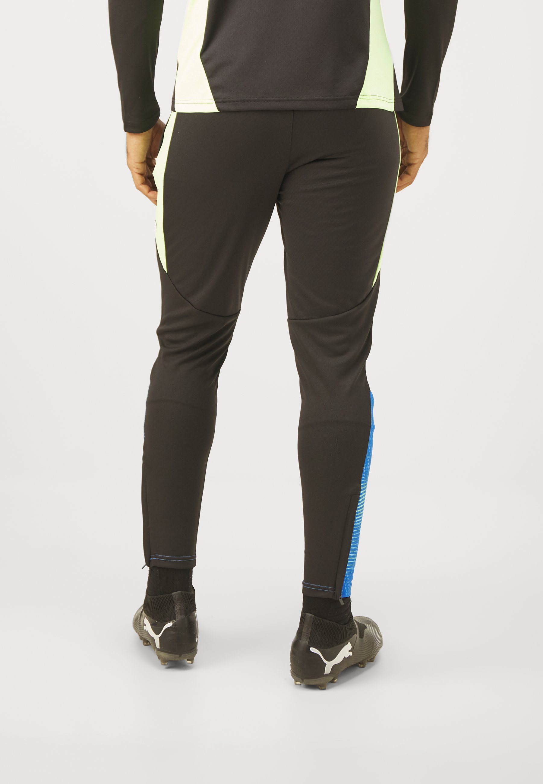 Puma INDIVIDUALFINAL TRAINING PANTS Tracksuit bottoms black fizzy apple black Zalando