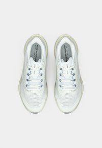 Nike Performance PEGASUS 41 - Chaussures de running sur route - white ...