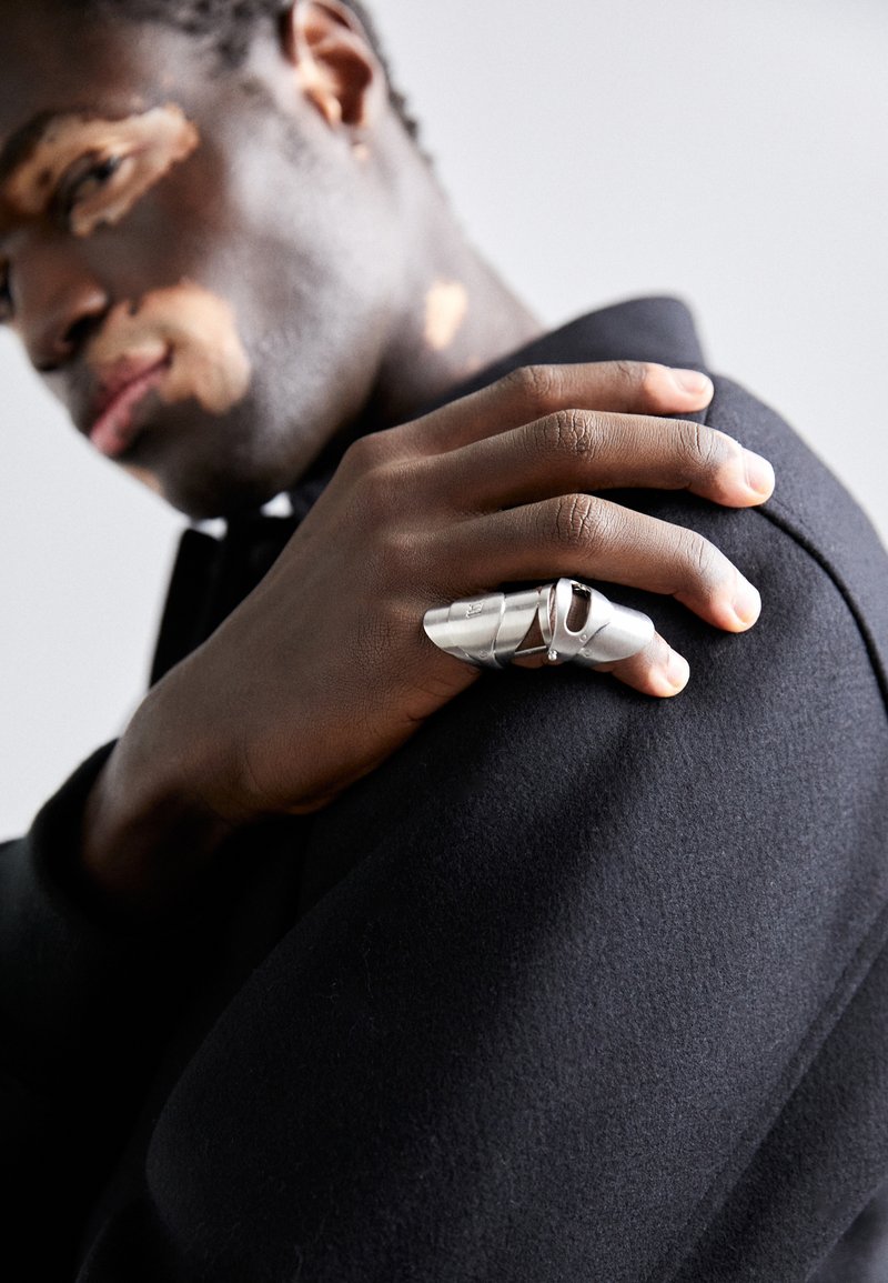 MISBHV ARMOR UNISEX - Ring - silver-coloured/silberfarben - Zalando.at