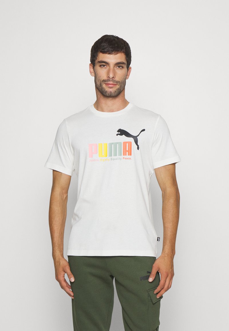 Puma ESS+ MULTICOLOR TEE - Print T-shirt - warm white/beige - Zalando.co.uk