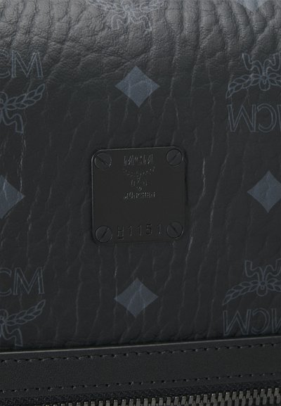 MCM OTTOMAR TROLLEY CABIN SMALL UNISEX - Trolley - black/negro - Zalando.es