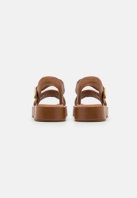 Clarks ALDA STRAP - Plateausandalette - tan - Zalando.at