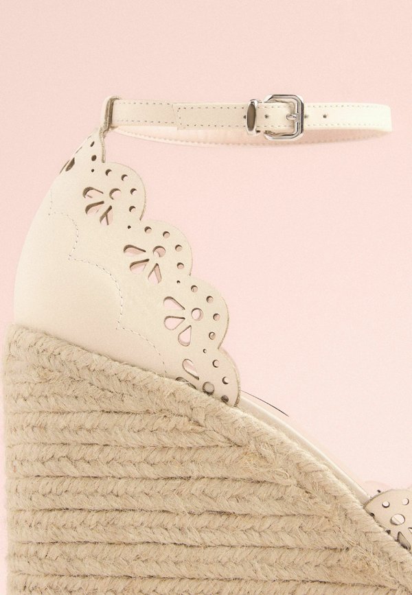 Plateaupumps - bone - Produktdetails