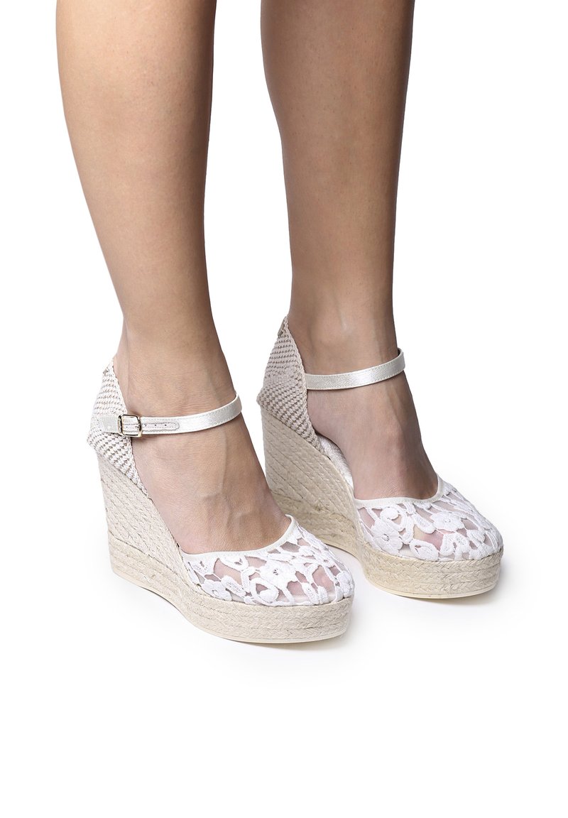 Toni Pons PAOLA - Zeppe - cru/bianco - Zalando.it