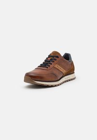 bugatti CIRINO - Sneaker low - cognac - Zalando.ch