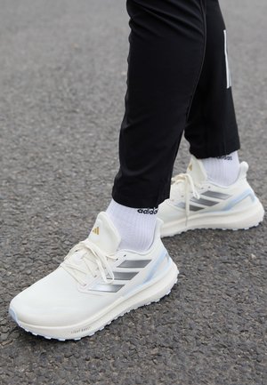 adidas Performance PUREBOOST 23 - Løbesko til landevejen - footwear ...