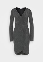 WAL G. PARTY CHRISSY GLITTER DRESS - Robe en jersey - silver/argenté ...